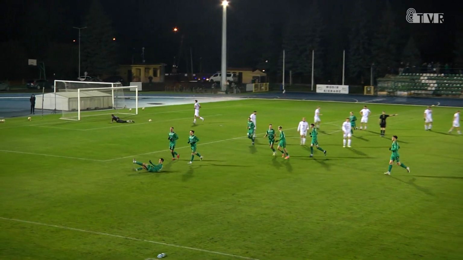 Skrót meczu Warta-Broń - KS Warta Sieradz